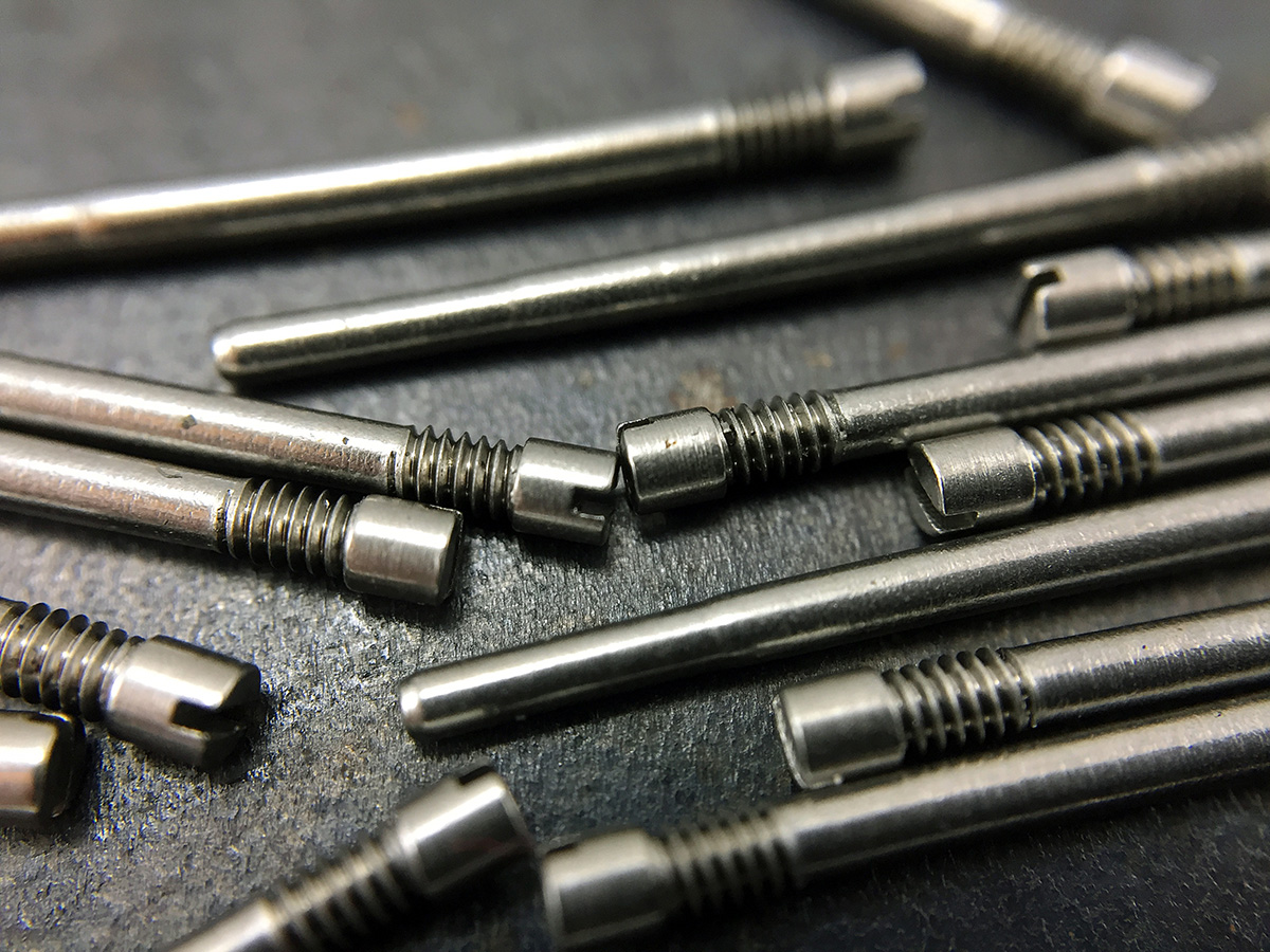 Screw Pins